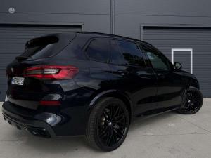Black BMW X5 2019 in Utena, with an engine capacity of 2.99 L and mileage of 192 thousand km for 45000 €, photo 4 on AUTOMOTO.COM.LV