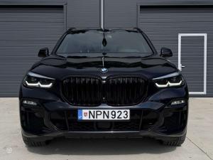 Black BMW X5 2019 in Utena, with an engine capacity of 2.99 L and mileage of 192 thousand km for 45000 €, photo 6 on AUTOMOTO.COM.LV