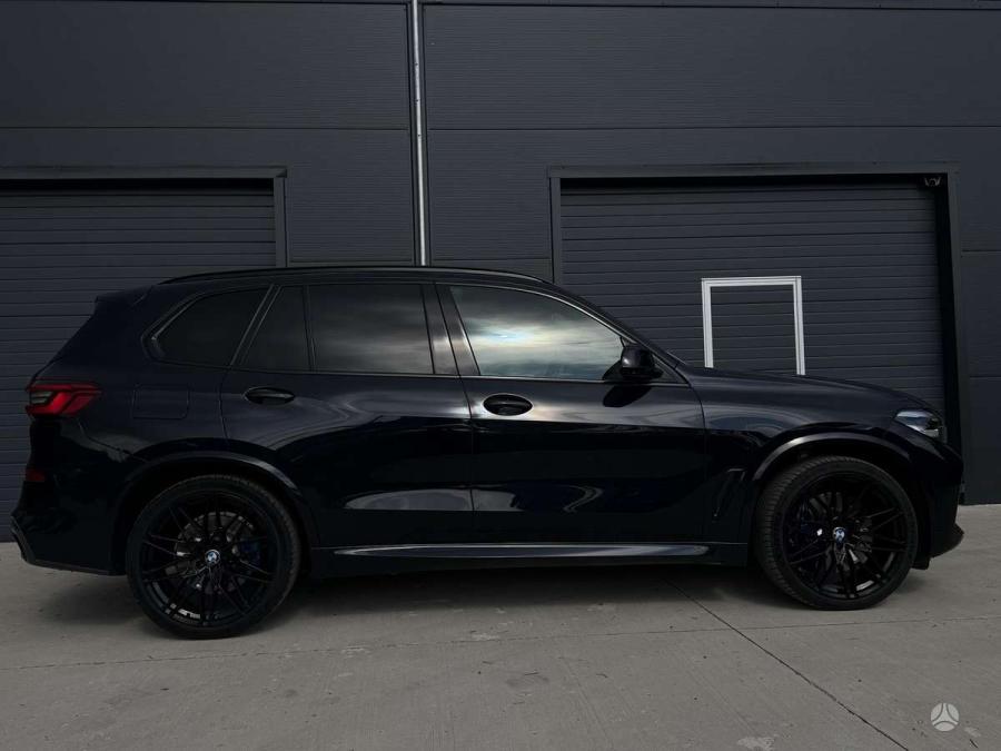 Black BMW X5 2019 in Utena, with an engine capacity of 2.99 L and mileage of 192 thousand km for 45000 €, photo 9 on AUTOMOTO.COM.LV