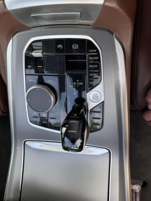 Black BMW X5 2019 in Utena, with an engine capacity of 2.99 L and mileage of 192 thousand km for 45000 €, photo 13 on AUTOMOTO.COM.LV