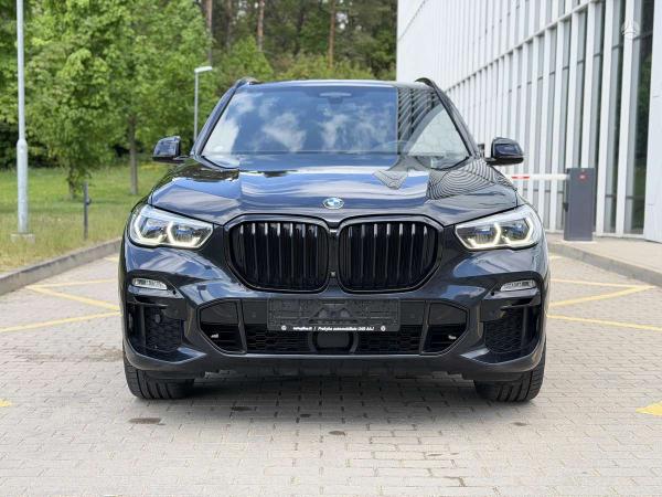Melns BMW X5 2019 Viļņa, ar dzinēja tilpumu 3.00 L un nobraukumu 188 tūkst. km par 40499 €, foto 3 vietnē AUTOMOTO.COM.LV