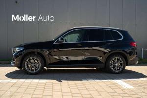 Black BMW X5 2019 in Vilnius, with an engine capacity of 3.00 L and mileage of 212 thousand km for 31200 €, photo 3 on AUTOMOTO.COM.LV