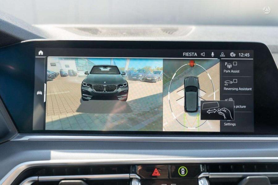 Black BMW X5 2019 in Vilnius, with an engine capacity of 3.00 L and mileage of 212 thousand km for 31200 €, photo 15 on AUTOMOTO.COM.LV