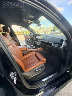 Melns BMW X5 2019 Liepāja, ar dzinēja tilpumu 3.00 L un nobraukumu 187 tūkst. km par 55000 €, foto 4 vietnē AUTOMOTO.COM.LV