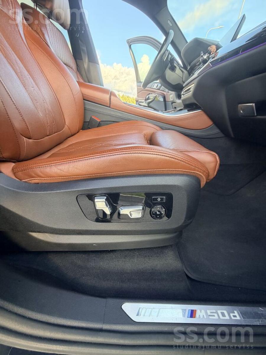 Melns BMW X5 2019 Liepāja, ar dzinēja tilpumu 3.00 L un nobraukumu 187 tūkst. km par 55000 €, foto 14 vietnē AUTOMOTO.COM.LV