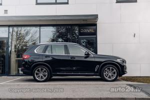 Melns BMW X5 2019 Tallina, ar dzinēja tilpumu 3.00 L un nobraukumu 159 tūkst. km par 40900 €, foto 5 vietnē AUTOMOTO.COM.LV