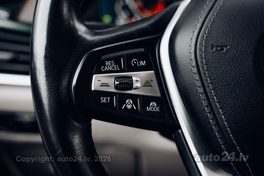 Melns BMW X5 2019 Tallina, ar dzinēja tilpumu 3.00 L un nobraukumu 159 tūkst. km par 40900 €, foto 11 vietnē AUTOMOTO.COM.LV