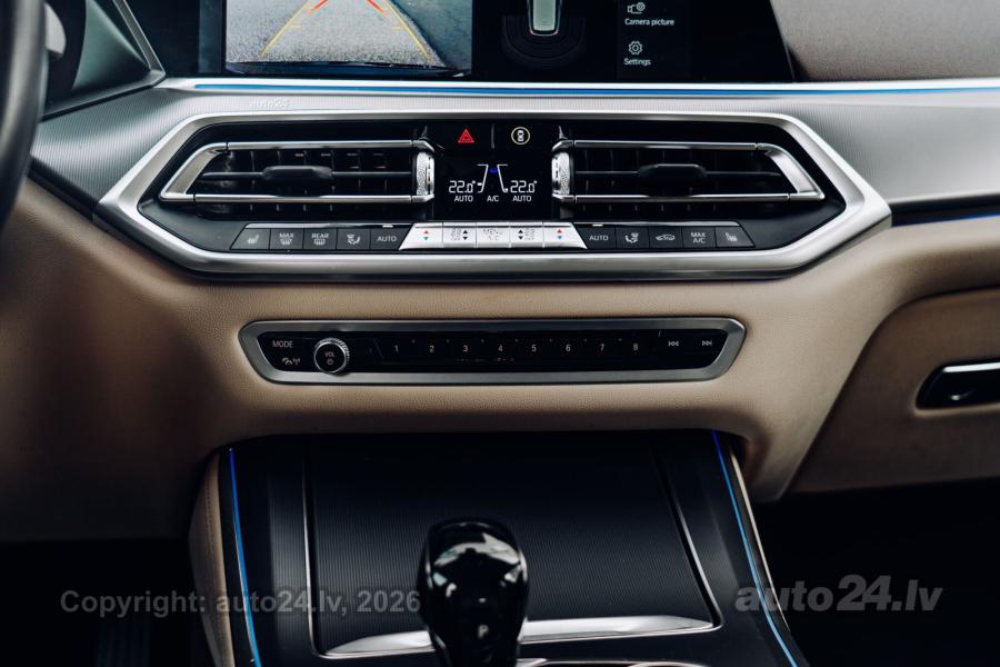 Melns BMW X5 2019 Tallina, ar dzinēja tilpumu 3.00 L un nobraukumu 159 tūkst. km par 40900 €, foto 12 vietnē AUTOMOTO.COM.LV
