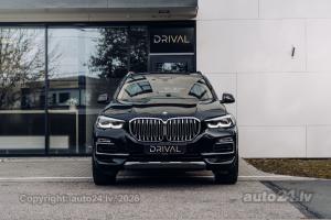 Melns BMW X5 2019 Tallina, ar dzinēja tilpumu 3.00 L un nobraukumu 159 tūkst. km par 40900 €, foto 14 vietnē AUTOMOTO.COM.LV