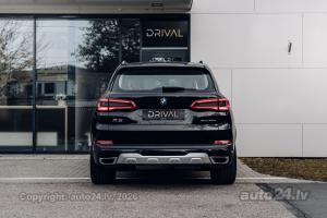 Melns BMW X5 2019 Tallina, ar dzinēja tilpumu 3.00 L un nobraukumu 159 tūkst. km par 40900 €, foto 15 vietnē AUTOMOTO.COM.LV