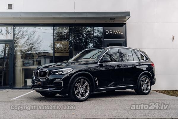Черный БМВ Х5 2019 в Таллин, объемом двигателя 3.00 л и пробегом 159 тыс. км за 40900 €, фото 1 на AUTOMOTO.COM.LV