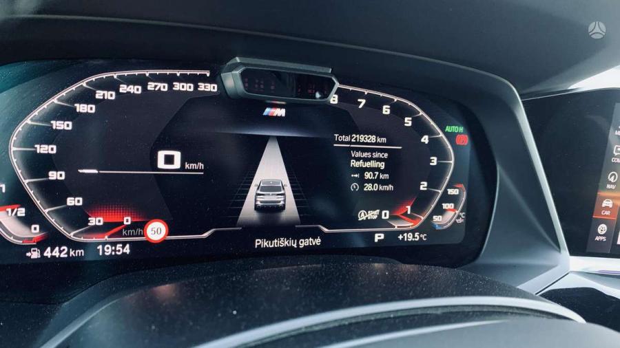 Black BMW X5 2019 in Vilnius, with an engine capacity of 2.99 L and mileage of 220 thousand km for 37200 €, photo 17 on AUTOMOTO.COM.LV