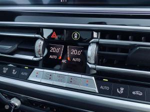 Black BMW X5 2019 in Vilnius, with an engine capacity of 2.99 L and mileage of 220 thousand km for 37200 €, photo 26 on AUTOMOTO.COM.LV