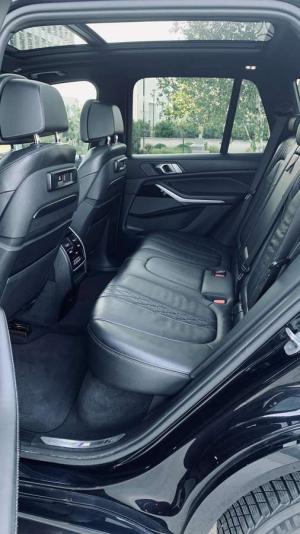 Black BMW X5 2019 in Vilnius, with an engine capacity of 2.99 L and mileage of 220 thousand km for 37200 €, photo 28 on AUTOMOTO.COM.LV