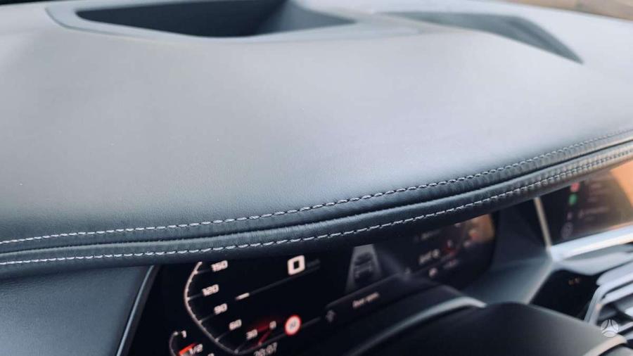 Black BMW X5 2019 in Vilnius, with an engine capacity of 2.99 L and mileage of 220 thousand km for 37200 €, photo 35 on AUTOMOTO.COM.LV