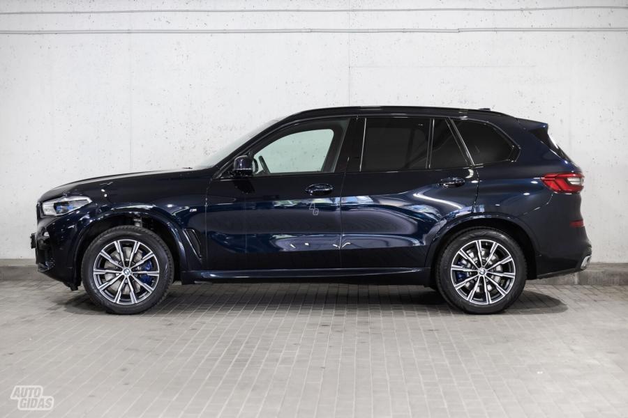 Melns BMW X5 2019 Viļņa, ar dzinēja tilpumu 3.00 L un nobraukumu 133 tūkst. km par 44297 €, foto 5 vietnē AUTOMOTO.COM.LV