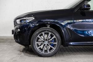 Melns BMW X5 2019 Viļņa, ar dzinēja tilpumu 3.00 L un nobraukumu 133 tūkst. km par 44297 €, foto 6 vietnē AUTOMOTO.COM.LV