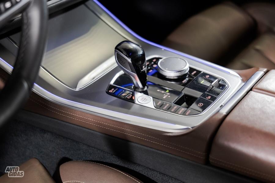 Melns BMW X5 2019 Viļņa, ar dzinēja tilpumu 3.00 L un nobraukumu 133 tūkst. km par 44297 €, foto 15 vietnē AUTOMOTO.COM.LV