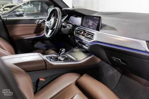 Melns BMW X5 2019 Viļņa, ar dzinēja tilpumu 3.00 L un nobraukumu 133 tūkst. km par 44297 €, foto 16 vietnē AUTOMOTO.COM.LV