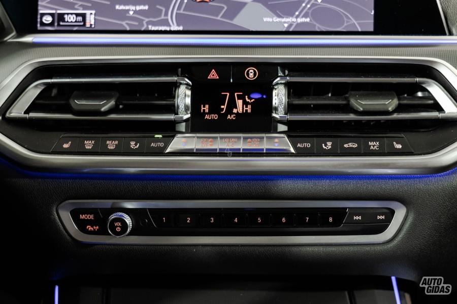 Melns BMW X5 2019 Viļņa, ar dzinēja tilpumu 3.00 L un nobraukumu 133 tūkst. km par 44297 €, foto 21 vietnē AUTOMOTO.COM.LV