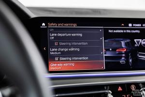 Melns BMW X5 2019 Viļņa, ar dzinēja tilpumu 3.00 L un nobraukumu 133 tūkst. km par 44297 €, foto 25 vietnē AUTOMOTO.COM.LV