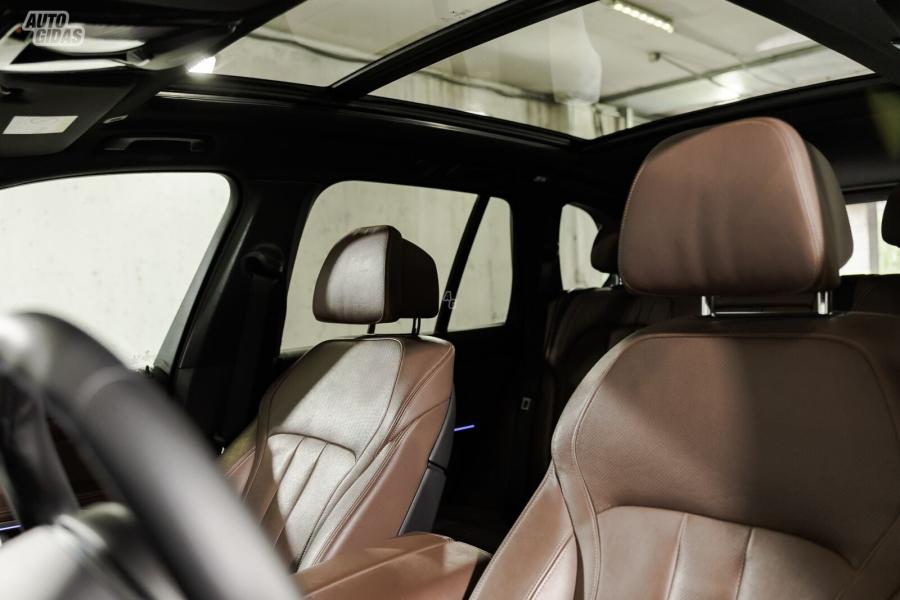 Melns BMW X5 2019 Viļņa, ar dzinēja tilpumu 3.00 L un nobraukumu 133 tūkst. km par 44297 €, foto 31 vietnē AUTOMOTO.COM.LV