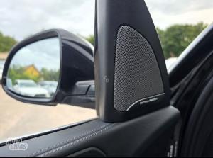 Black BMW X5 2019 in Silute, with an engine capacity of 3.00 L and mileage of 310 thousand km for 32900 €, photo 25 on AUTOMOTO.COM.LV
