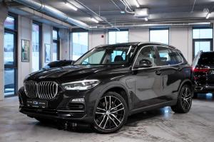 Melns BMW X5 2020 Kauņa, ar dzinēja tilpumu 3.00 L un nobraukumu 159 tūkst. km par 35950 €, foto 6 vietnē AUTOMOTO.COM.LV