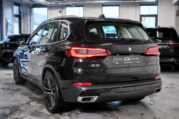Melns BMW X5 2020 Kauņa, ar dzinēja tilpumu 3.00 L un nobraukumu 159 tūkst. km par 35950 €, foto 9 vietnē AUTOMOTO.COM.LV