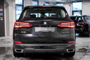 Melns BMW X5 2020 Kauņa, ar dzinēja tilpumu 3.00 L un nobraukumu 159 tūkst. km par 35950 €, foto 10 vietnē AUTOMOTO.COM.LV