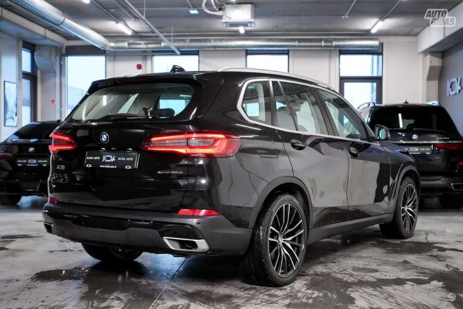 Melns BMW X5 2020 Marijampole, ar dzinēja tilpumu 3.00 L un nobraukumu 159 tūkst. km par 35950 €, foto 12 vietnē AUTOMOTO.COM.LV
