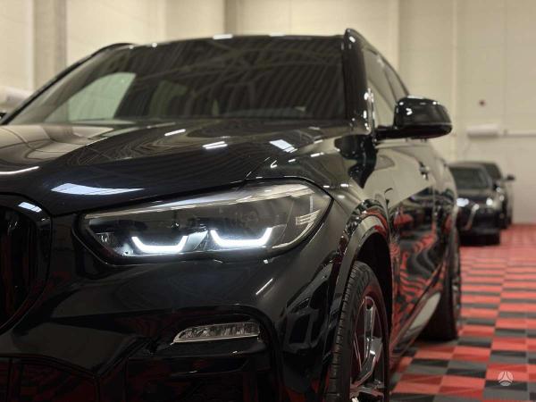 Melns BMW X5 2020 Viļņa, ar dzinēja tilpumu 3.00 L un nobraukumu 146 tūkst. km par 46990 €, foto 7 vietnē AUTOMOTO.COM.LV