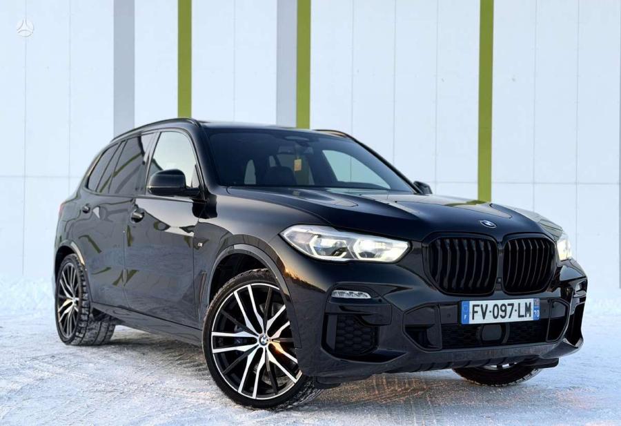 Melns BMW X5 2020 Tauragė, ar dzinēja tilpumu 2.99 L un nobraukumu 120 tūkst. km par 42000 €, foto 1 vietnē AUTOMOTO.COM.LV