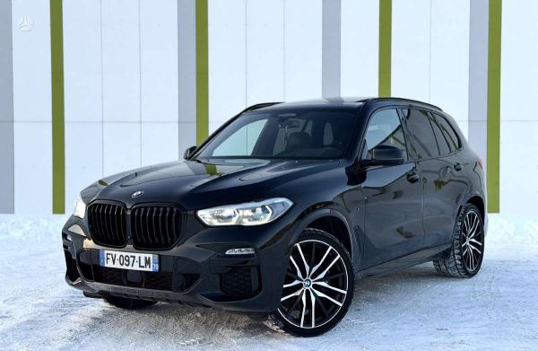 Black BMW X5 2020 in Taurage, with an engine capacity of 2.99 L and mileage of 120 thousand km for 42000 €, photo 6 on AUTOMOTO.COM.LV