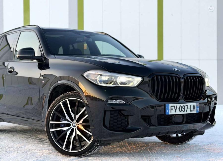 Melns BMW X5 2020 Tauragė, ar dzinēja tilpumu 2.99 L un nobraukumu 120 tūkst. km par 42000 €, foto 9 vietnē AUTOMOTO.COM.LV