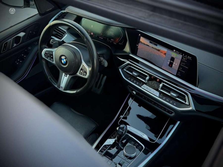 Melns BMW X5 2020 Tauragė, ar dzinēja tilpumu 2.99 L un nobraukumu 120 tūkst. km par 42000 €, foto 33 vietnē AUTOMOTO.COM.LV