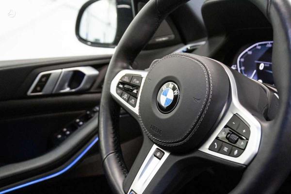 Melns BMW X5 2020 Tukums, ar dzinēja tilpumu 3.00 L un nobraukumu 148 tūkst. km par 49990 €, foto 9 vietnē AUTOMOTO.COM.LV