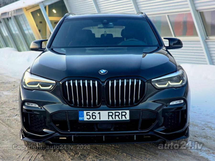 Black BMW X5 2020 in Tallinn, with an engine capacity of 3.00 L and mileage of 195 thousand km for 40990 €, photo 2 on AUTOMOTO.COM.LV