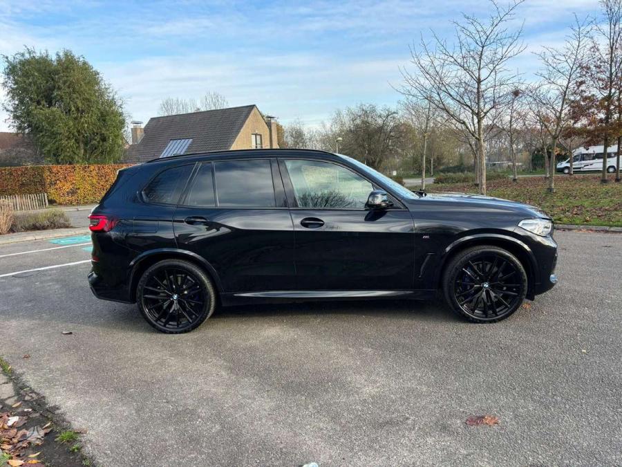 Melns BMW X5 2020 Šauļi, ar dzinēja tilpumu 3.00 L un nobraukumu 220 tūkst. km par 39900 €, foto 2 vietnē AUTOMOTO.COM.LV