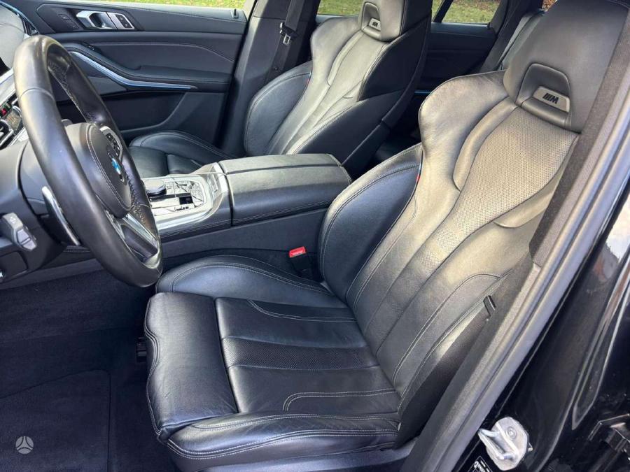 Melns BMW X5 2020 Šauļi, ar dzinēja tilpumu 3.00 L un nobraukumu 220 tūkst. km par 39900 €, foto 7 vietnē AUTOMOTO.COM.LV