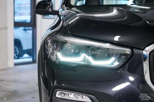 Melns BMW X5 2020 Marijampole, ar dzinēja tilpumu 3.00 L un nobraukumu 159 tūkst. km par 35950 €, foto 7 vietnē AUTOMOTO.COM.LV