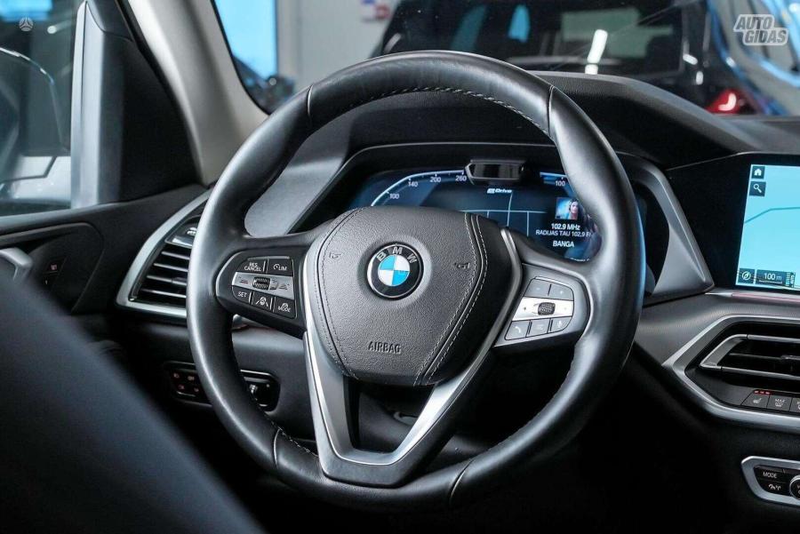 Melns BMW X5 2020 Marijampole, ar dzinēja tilpumu 3.00 L un nobraukumu 159 tūkst. km par 35950 €, foto 18 vietnē AUTOMOTO.COM.LV