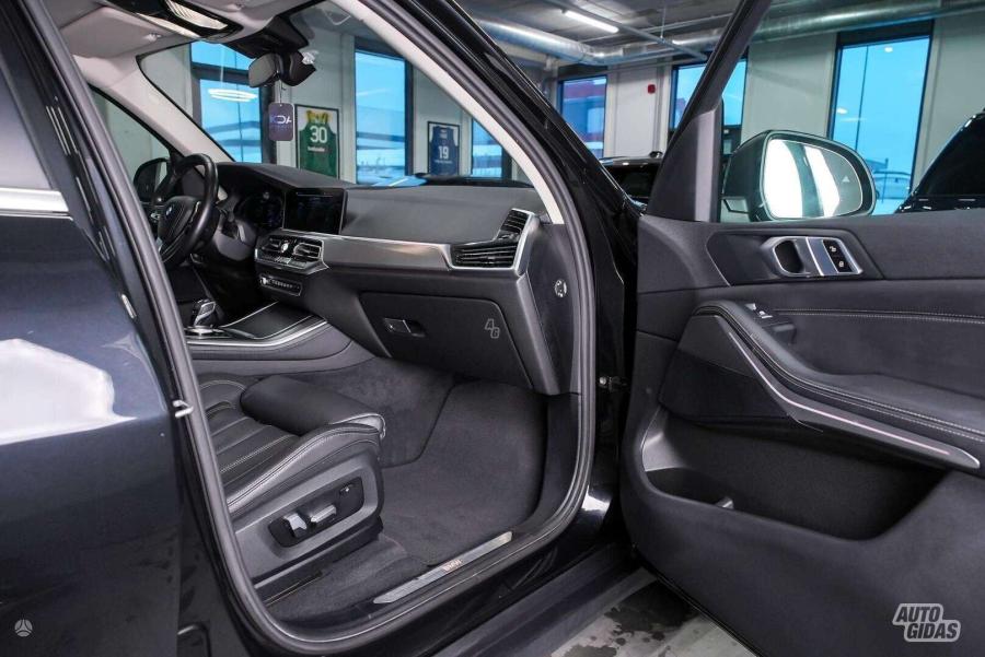 Melns BMW X5 2020 Marijampole, ar dzinēja tilpumu 3.00 L un nobraukumu 159 tūkst. km par 35950 €, foto 35 vietnē AUTOMOTO.COM.LV