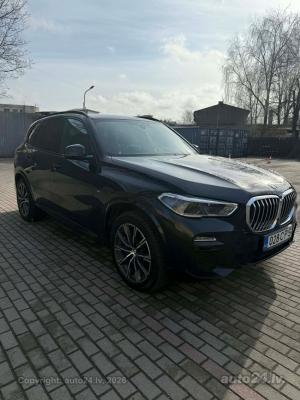 Melns BMW X5 2020 Tallina, ar dzinēja tilpumu 3.00 L un nobraukumu 159 tūkst. km par 45999 €, foto  vietnē AUTOMOTO.COM.LV