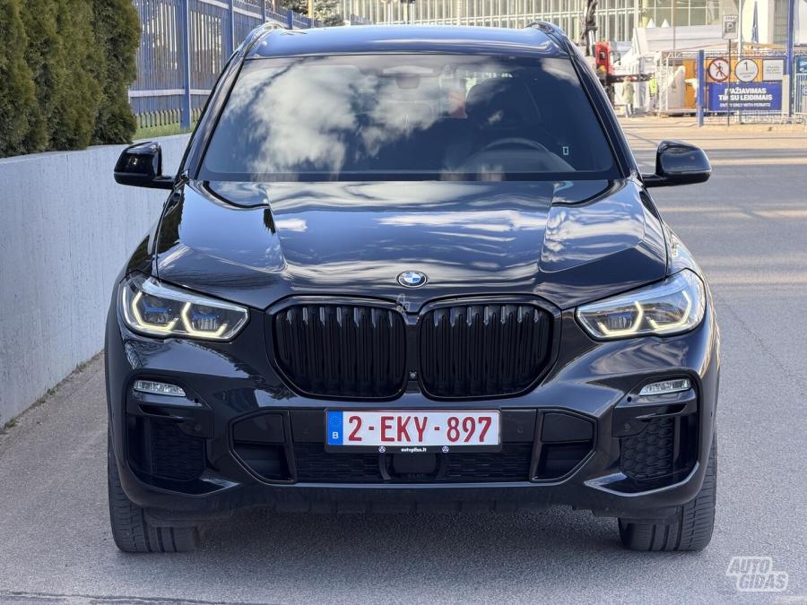 Black BMW X5 2020 in Vilnius, with an engine capacity of 3.00 L and mileage of 226 thousand km for 38000 €, photo 9 on AUTOMOTO.COM.LV