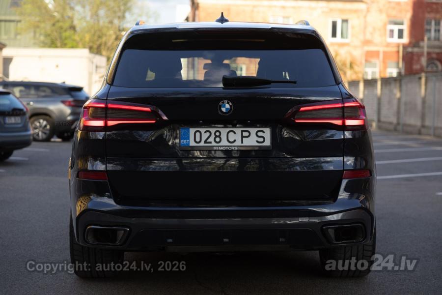 Black BMW X5 2020 in Tallinn, with an engine capacity of 3.00 L and mileage of 165 thousand km for 41540 €, photo 3 on AUTOMOTO.COM.LV