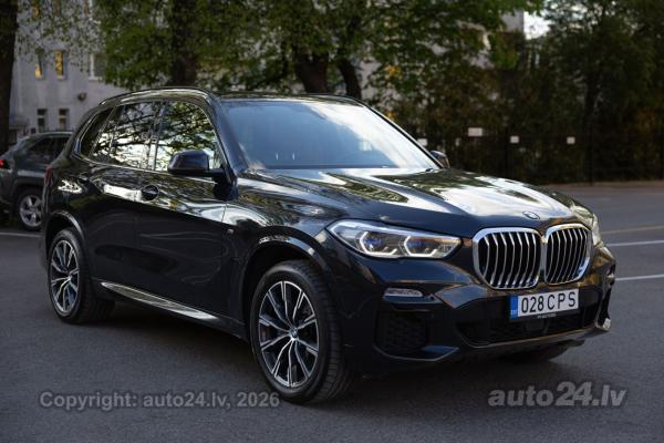 Black BMW X5 2020 in Tallinn, with an engine capacity of 3.00 L and mileage of 165 thousand km for 41540 €, photo 3 on AUTOMOTO.COM.LV