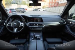 Black BMW X5 2020 in Tallinn, with an engine capacity of 3.00 L and mileage of 165 thousand km for 41540 €, photo 11 on AUTOMOTO.COM.LV
