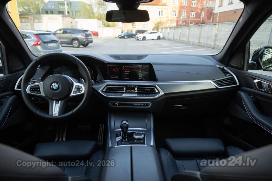 Black BMW X5 2020 in Tallinn, with an engine capacity of 3.00 L and mileage of 165 thousand km for 41540 €, photo 11 on AUTOMOTO.COM.LV