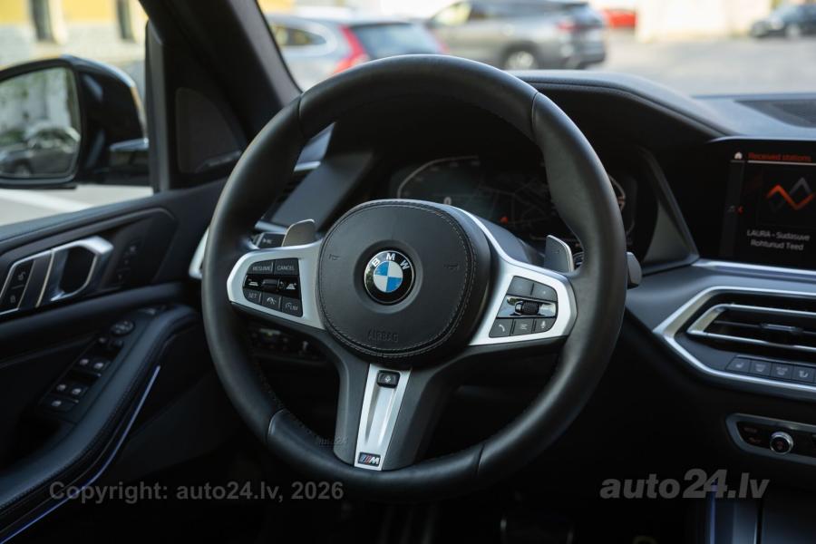 Black BMW X5 2020 in Tallinn, with an engine capacity of 3.00 L and mileage of 165 thousand km for 41540 €, photo 12 on AUTOMOTO.COM.LV
